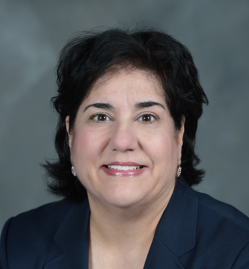 Lisa Abraham | Multimedia Storyteller | Kent State University